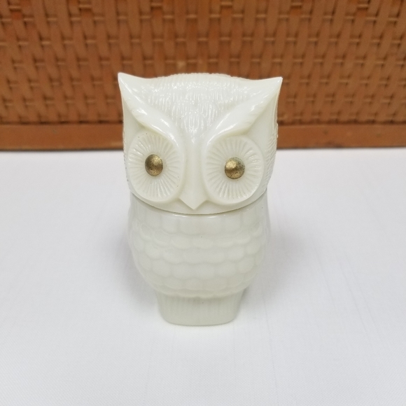 Avon | Accents | Vintage Avon Owl Bottle Milk Glass | Poshmark